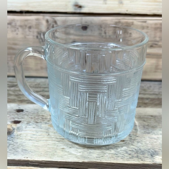 Arcoroc | Dining | Arcoroc Usa Basket Weave Mug 4 Clear Glass Ornate ...